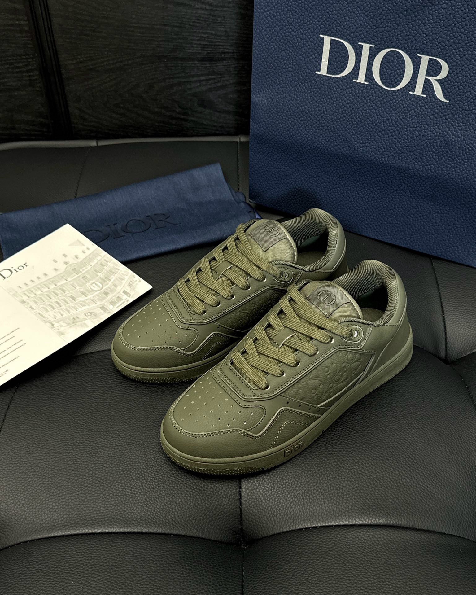 Dior shoes – SUPSTAGE