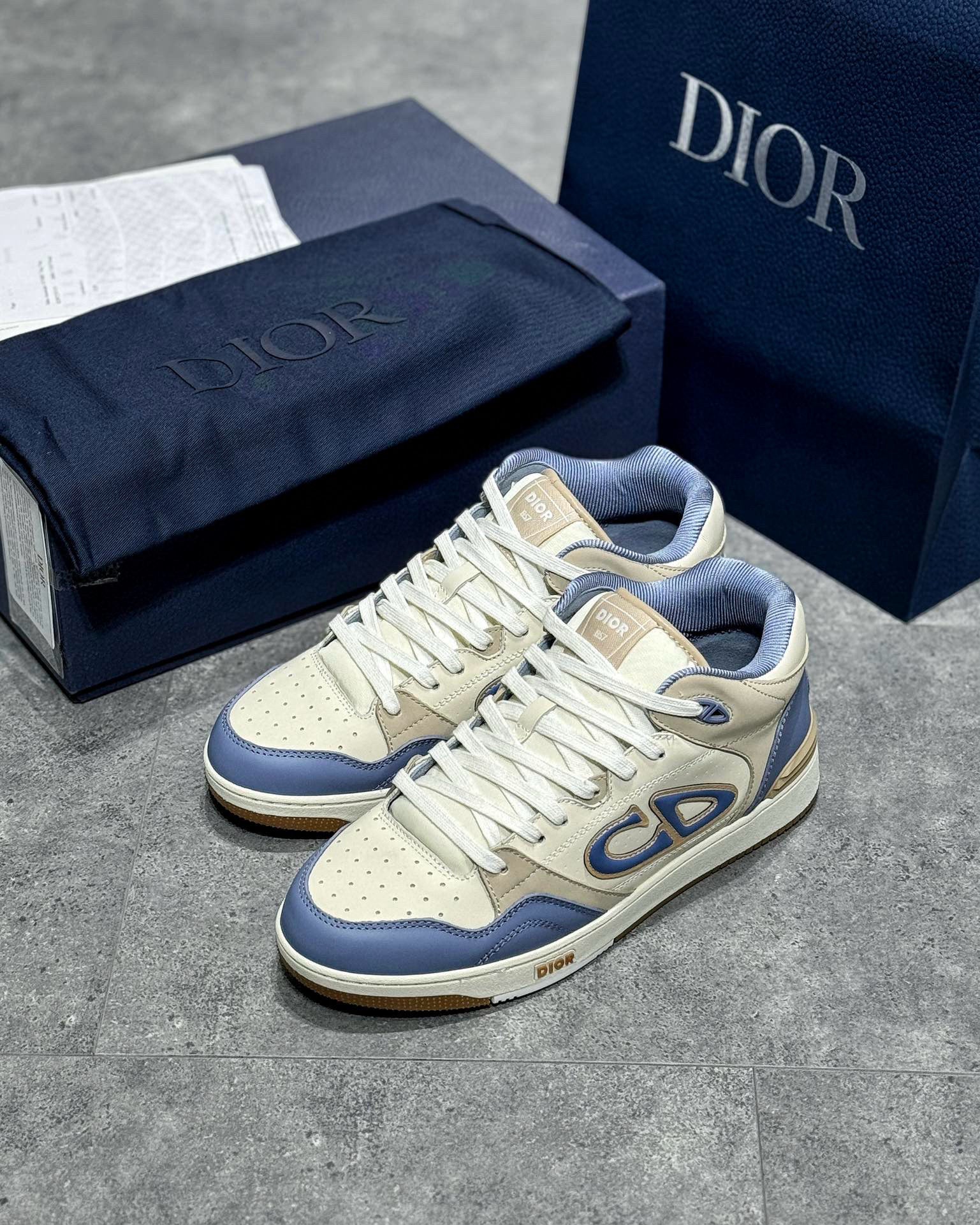 Dior shoes – SUPSTAGE